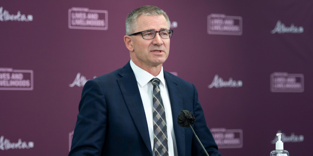 Alta. finance & environment ministers won’t seek re-election