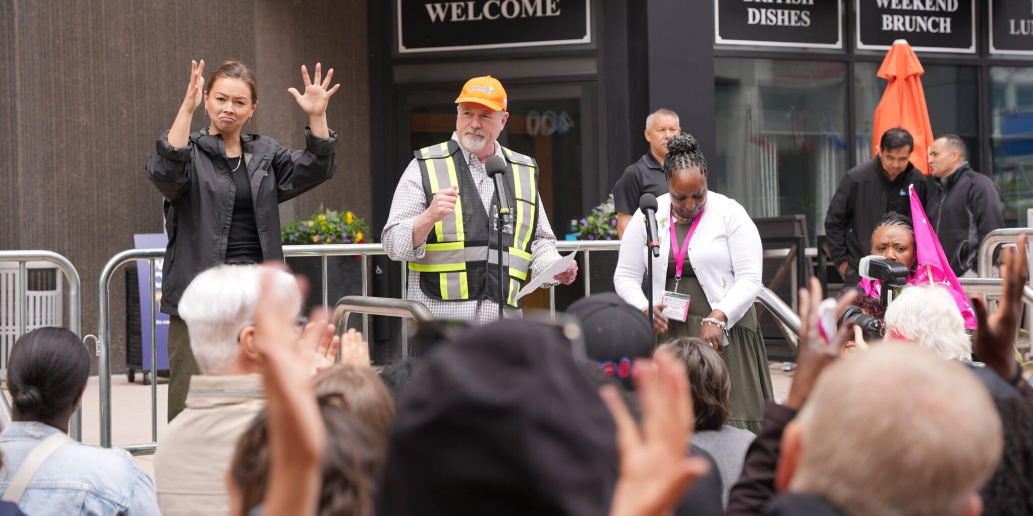 Workplace safety & insurance employees reach a deal but outsourcing ...